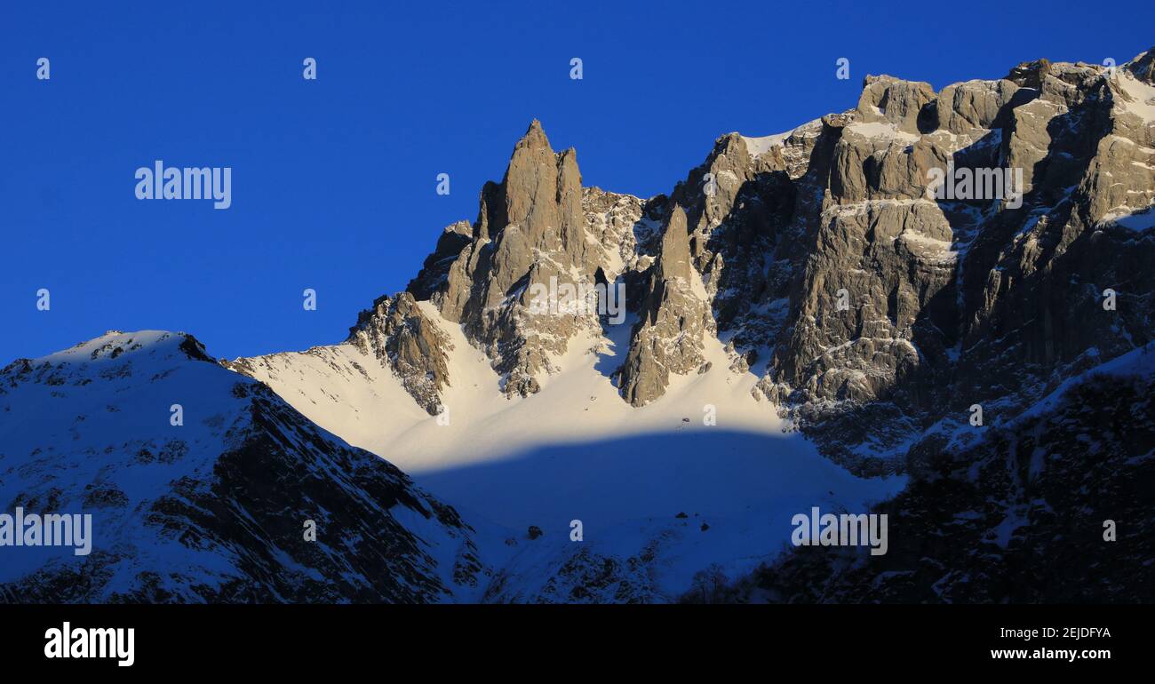 Elm switzerland -Fotos und -Bildmaterial in hoher Auflösung – Alamy