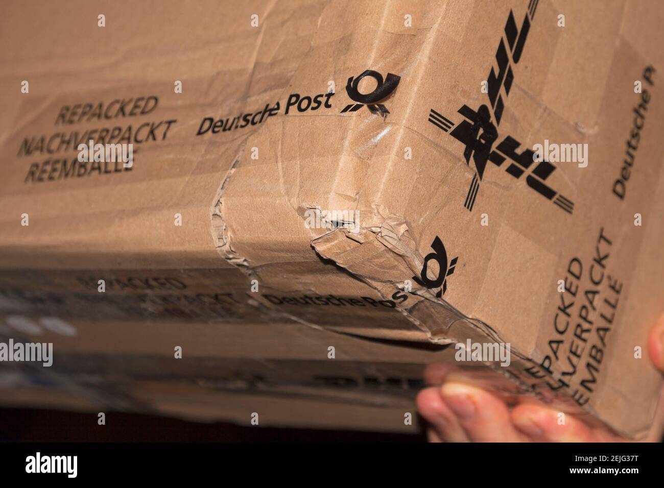 Deutsche Post Dhl Stockfotos und -bilder Kaufen - Alamy