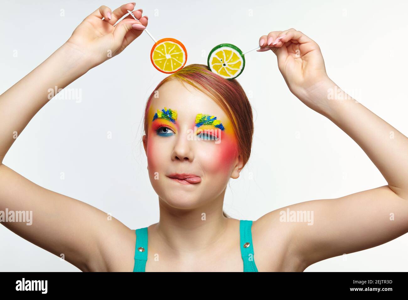 Show tongue -Fotos und -Bildmaterial in hoher Auflösung – Alamy