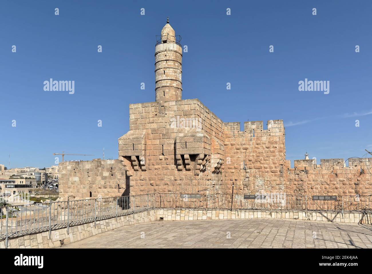 Westliche Mauer der Altstadt von Jerusalem. Eine Festungsmauer aus dem 16th. Jahrhundert, die ...