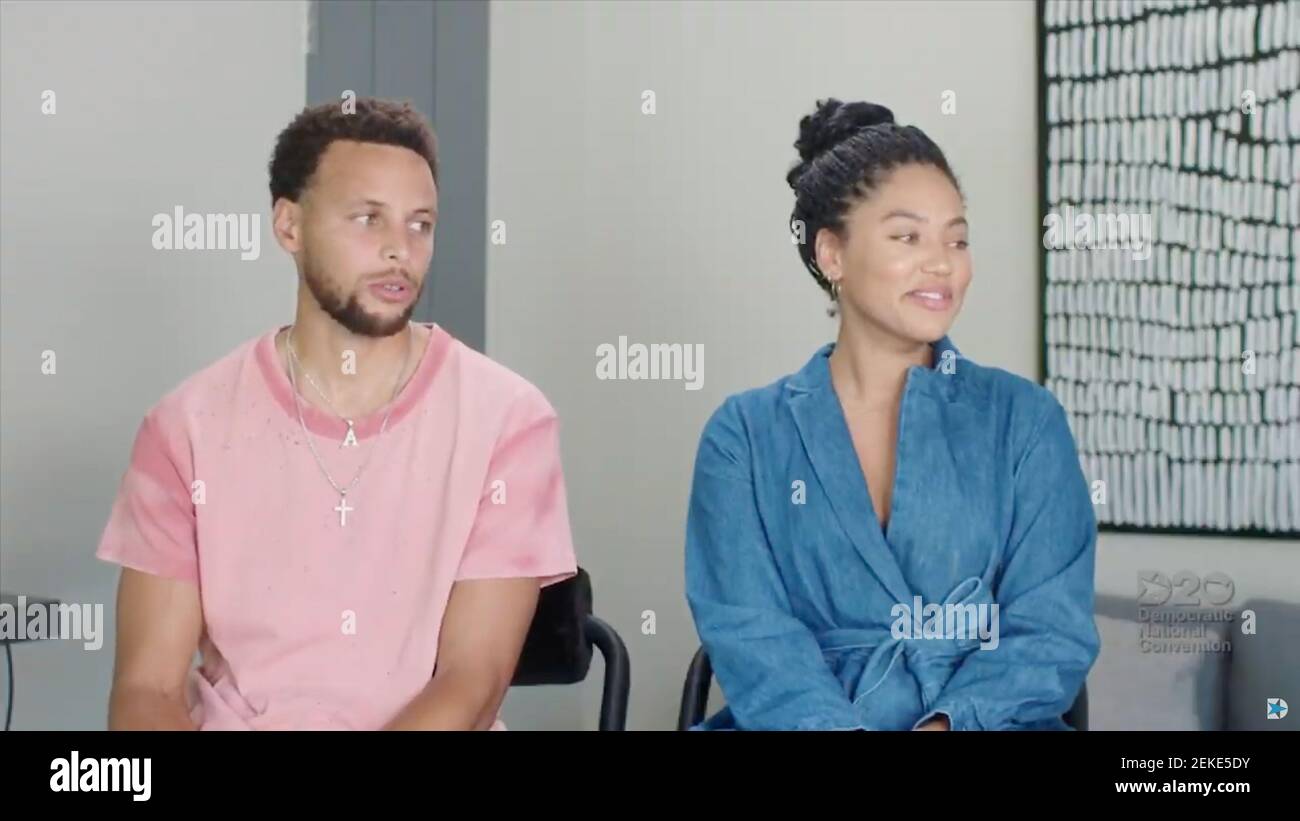 Steph Curry, Ayesha Curry und ihre Kinder Riley Elizabeth Curry und ...