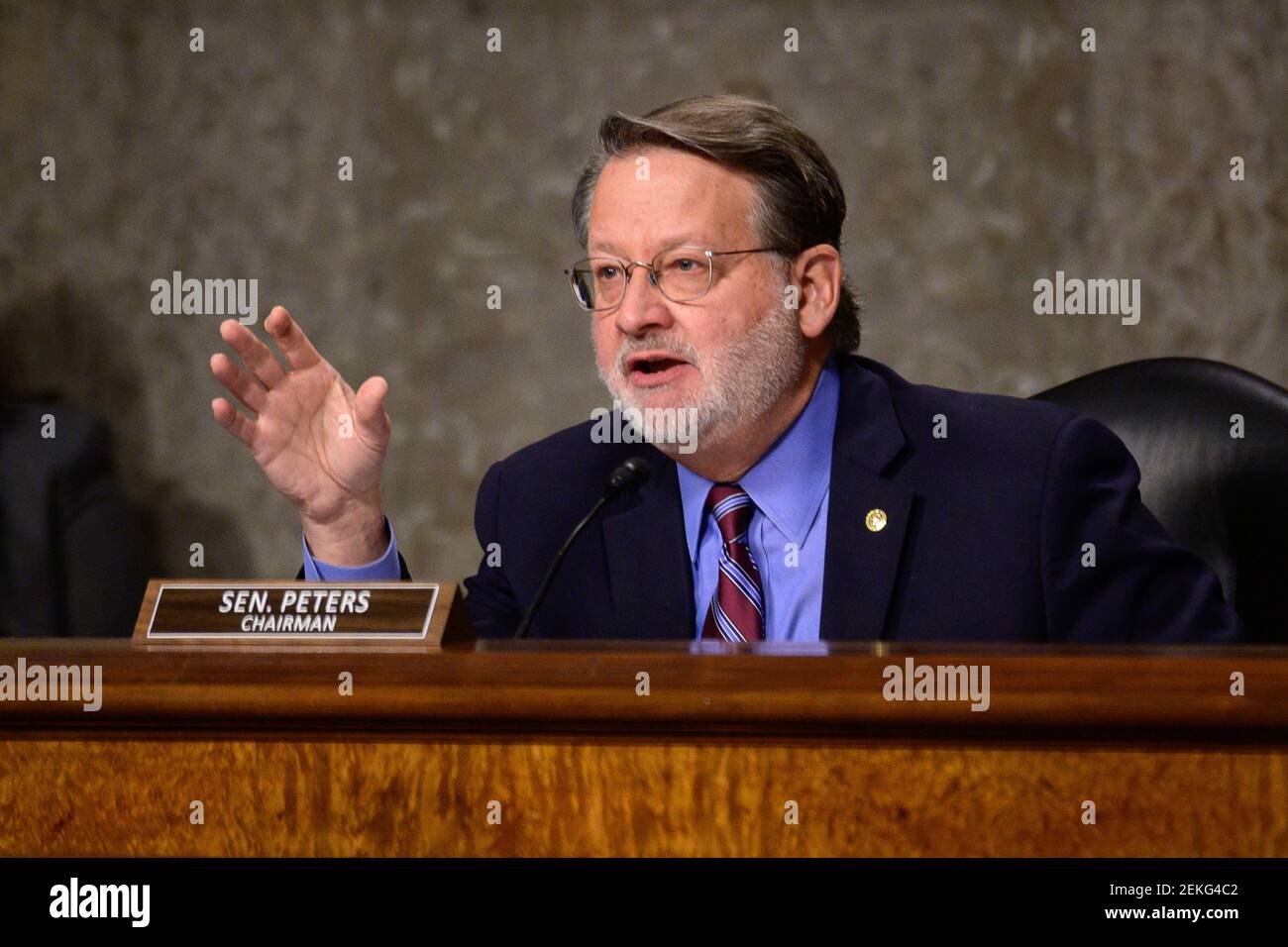 Der Vorsitzende, Senator Gary Peters, D-mich., spricht während einer ...