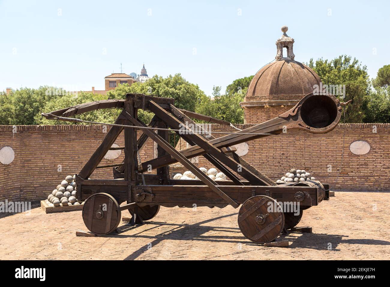 Römisches katapult -Fotos und -Bildmaterial in hoher Auflösung – Alamy