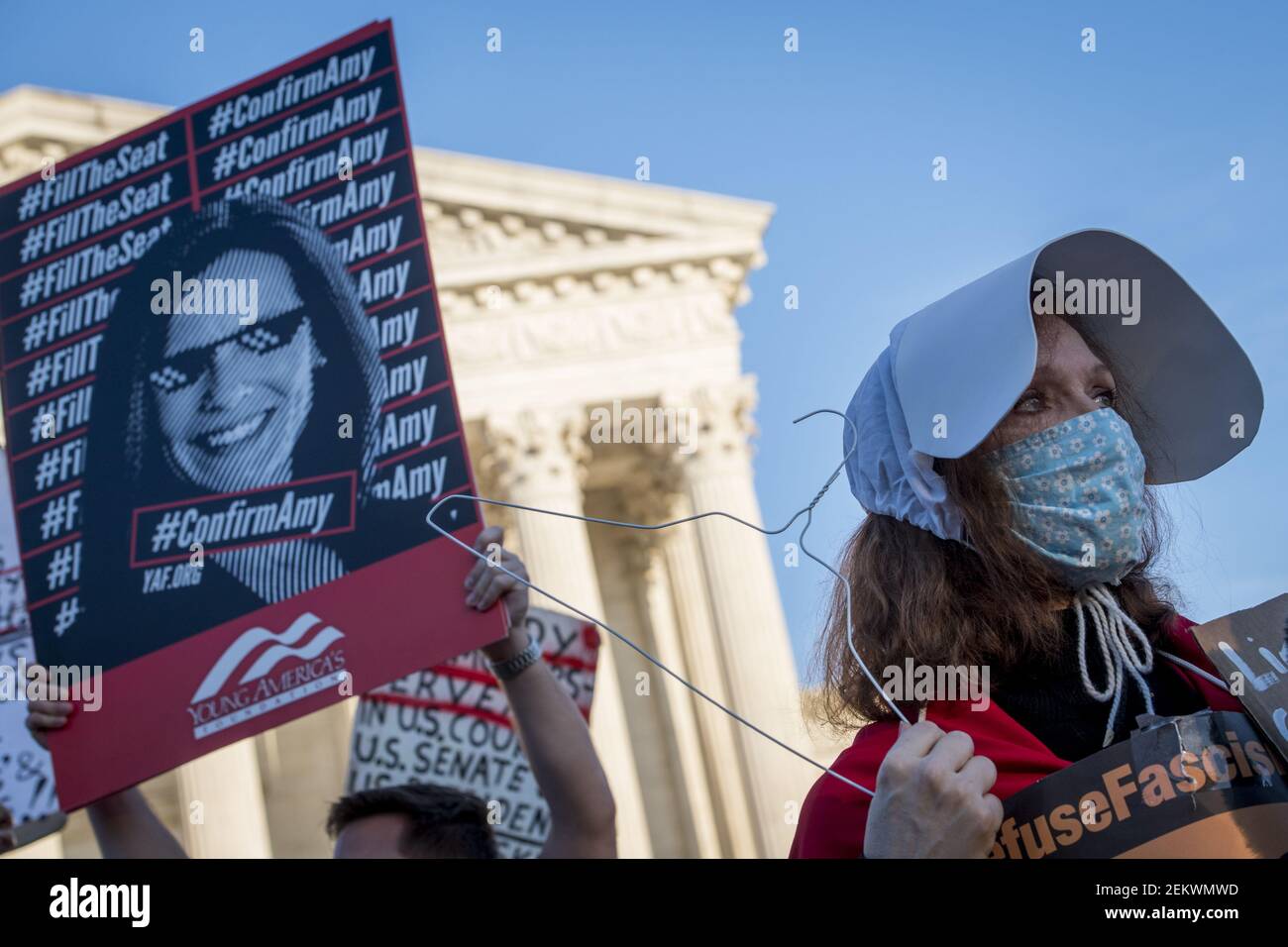 Unterstützer und Gegner der Nominierten des Obersten Gerichtshofs ...