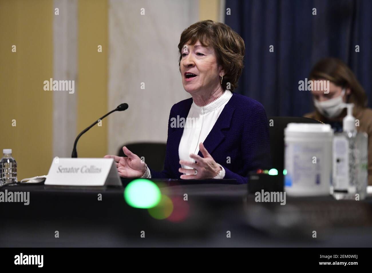 Die US-Senatorin Susan Collins (Republikanerin von Maine) bezeugt ...