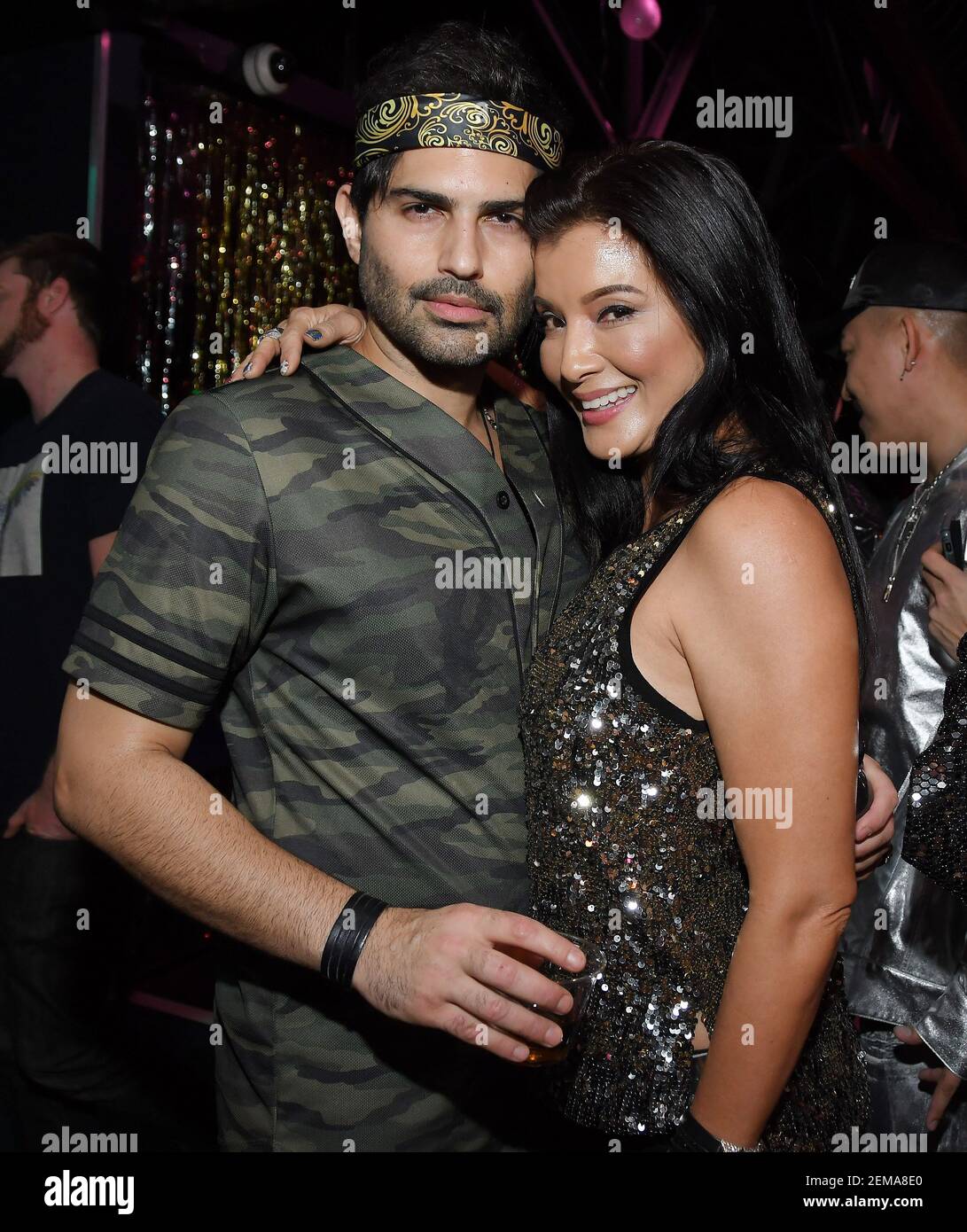 (L-R) Brayden Pierce und Kelly Hu bei Jeannie Mai's 40th Birthday Roll ...