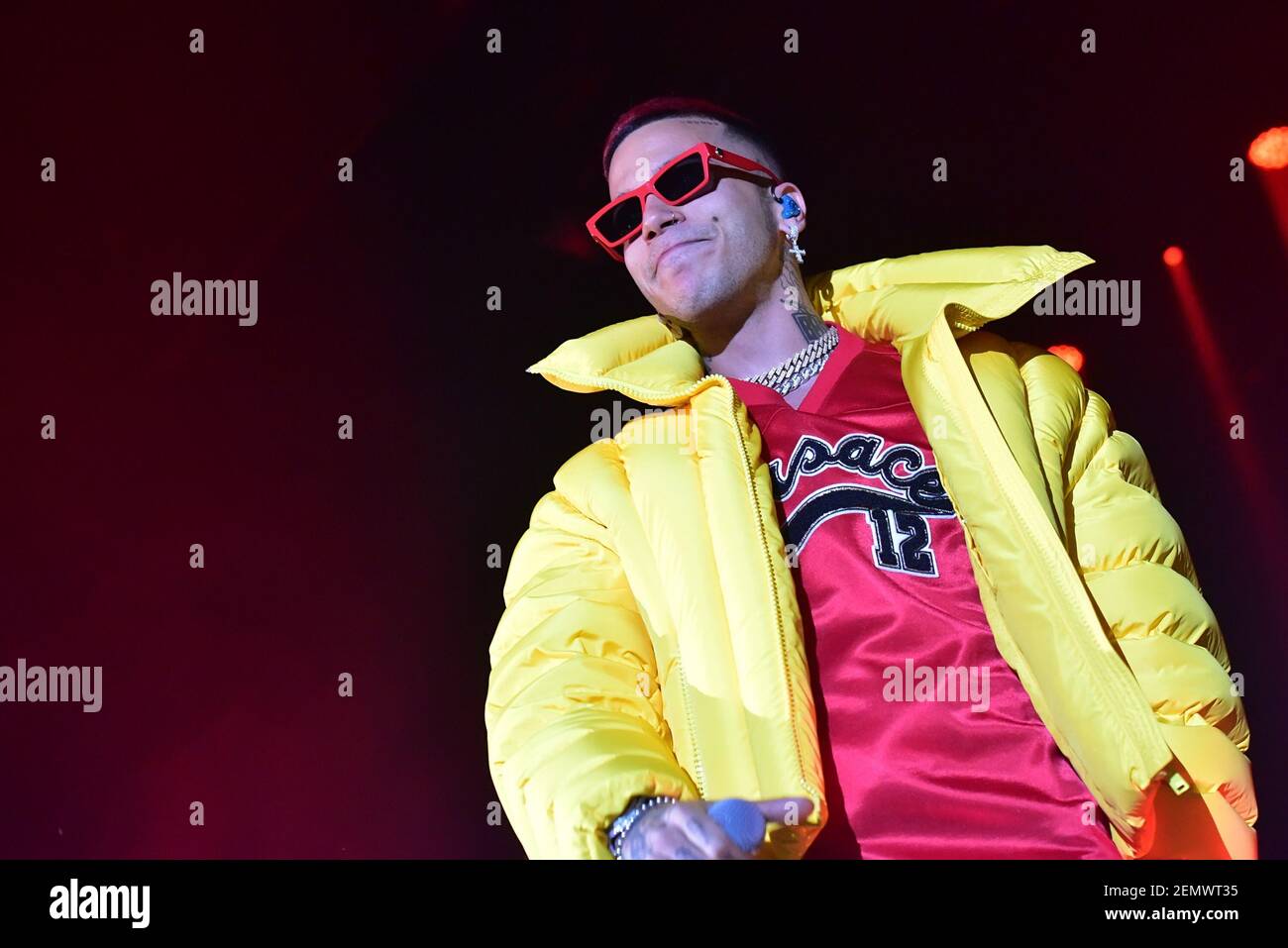(4/19/2019) der italienische Rapper Gionata Boschetti besser bekannt ...