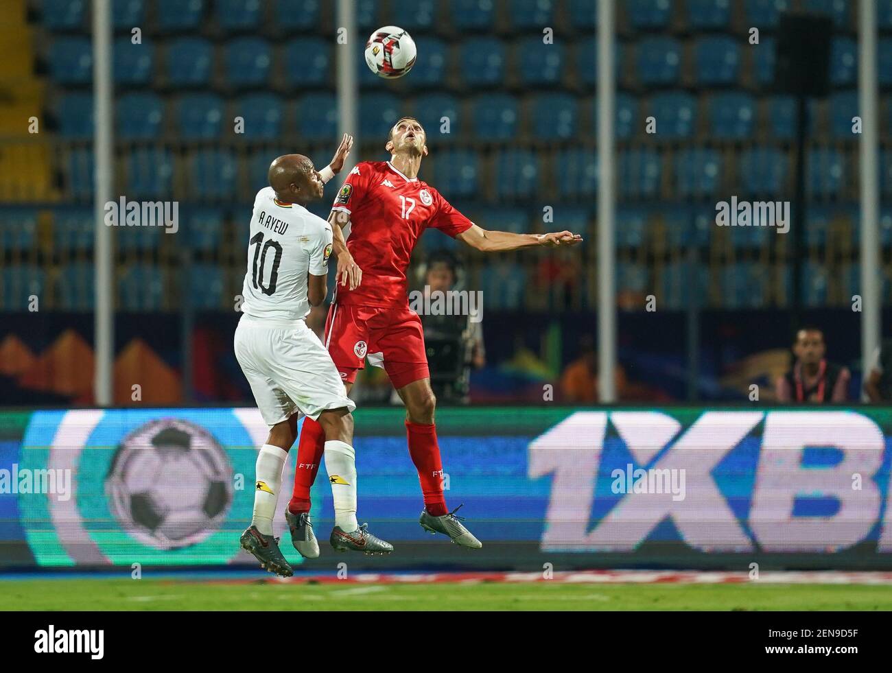 FRANKREICH AUS 8. Juli 2019: Andre Morgan Rami Ayew aus Ghana und ...