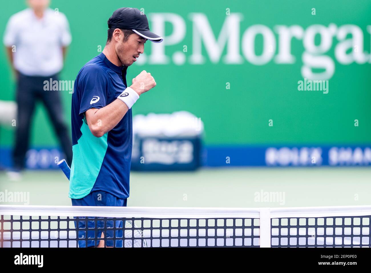Der chinesische Profi-Tennisspieler Li Zhe tritt beim ersten Lauf der ...