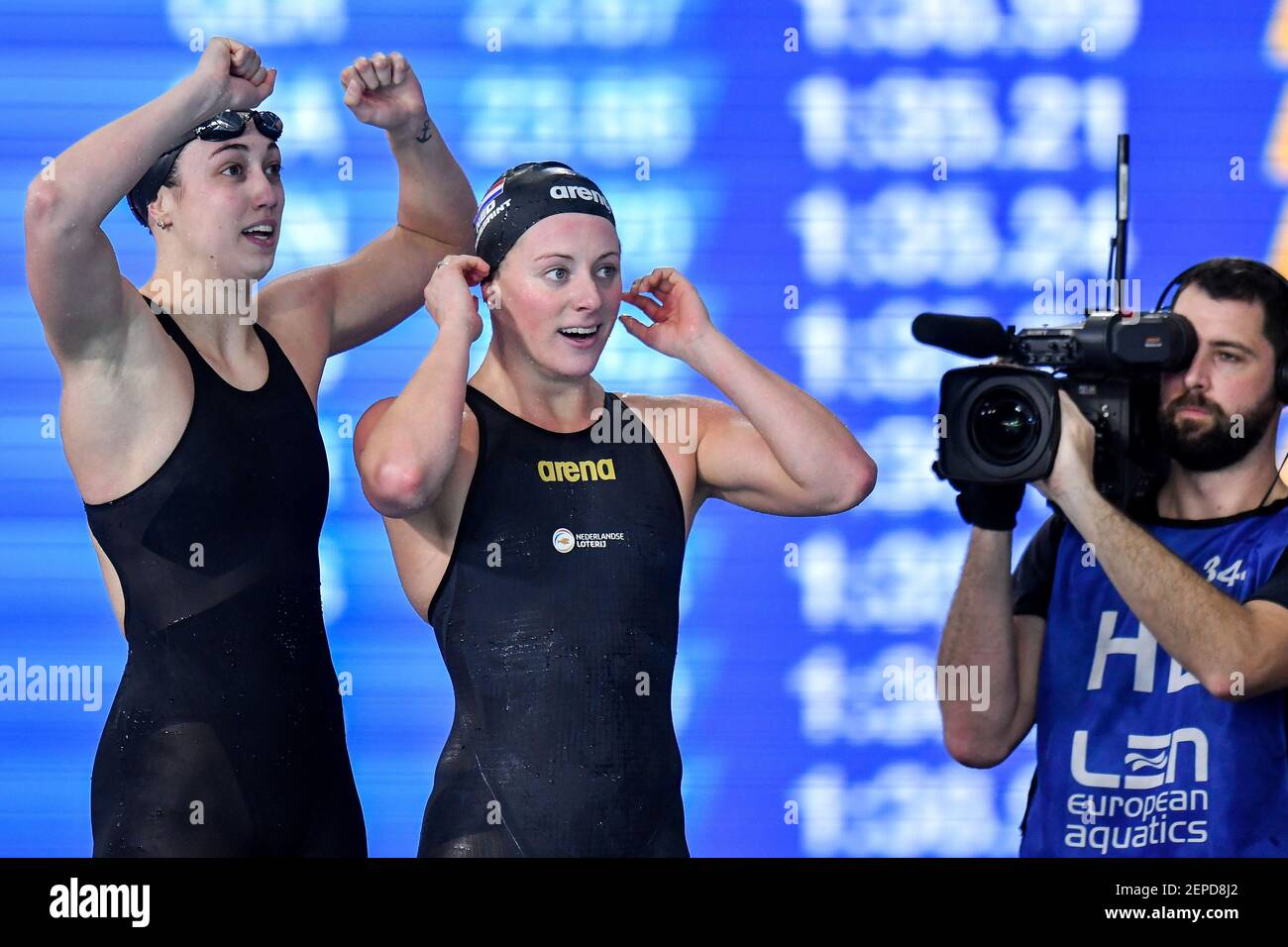 NIEDERLANDE NED Gold Medal Ex Aequo VAN VLIET Tamara , TOUSSAINT Kira ...