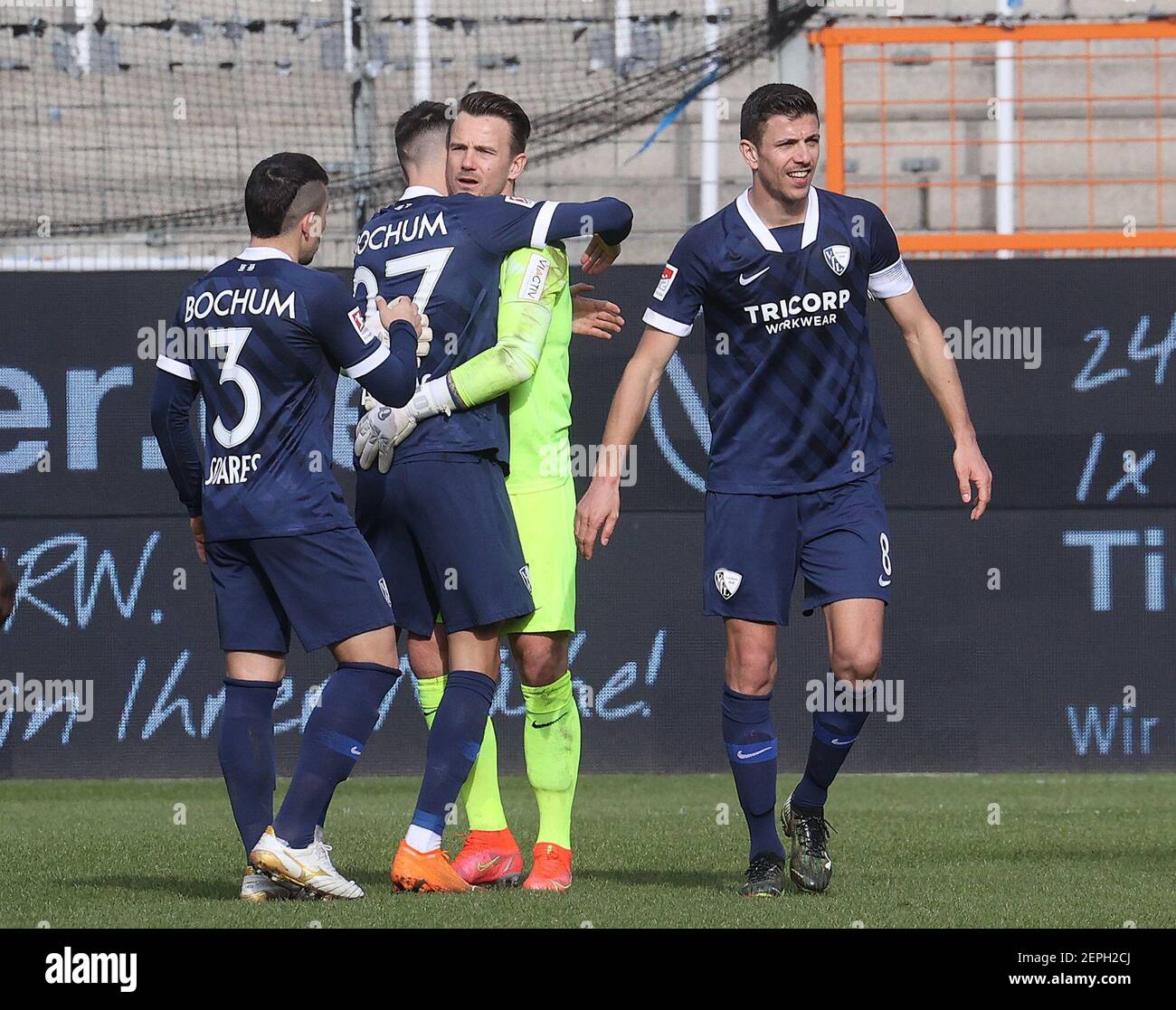firo: 02/27/2021 Fußball: Fußball: 2nd Bundesliga Saison 2020/21 VfL ...