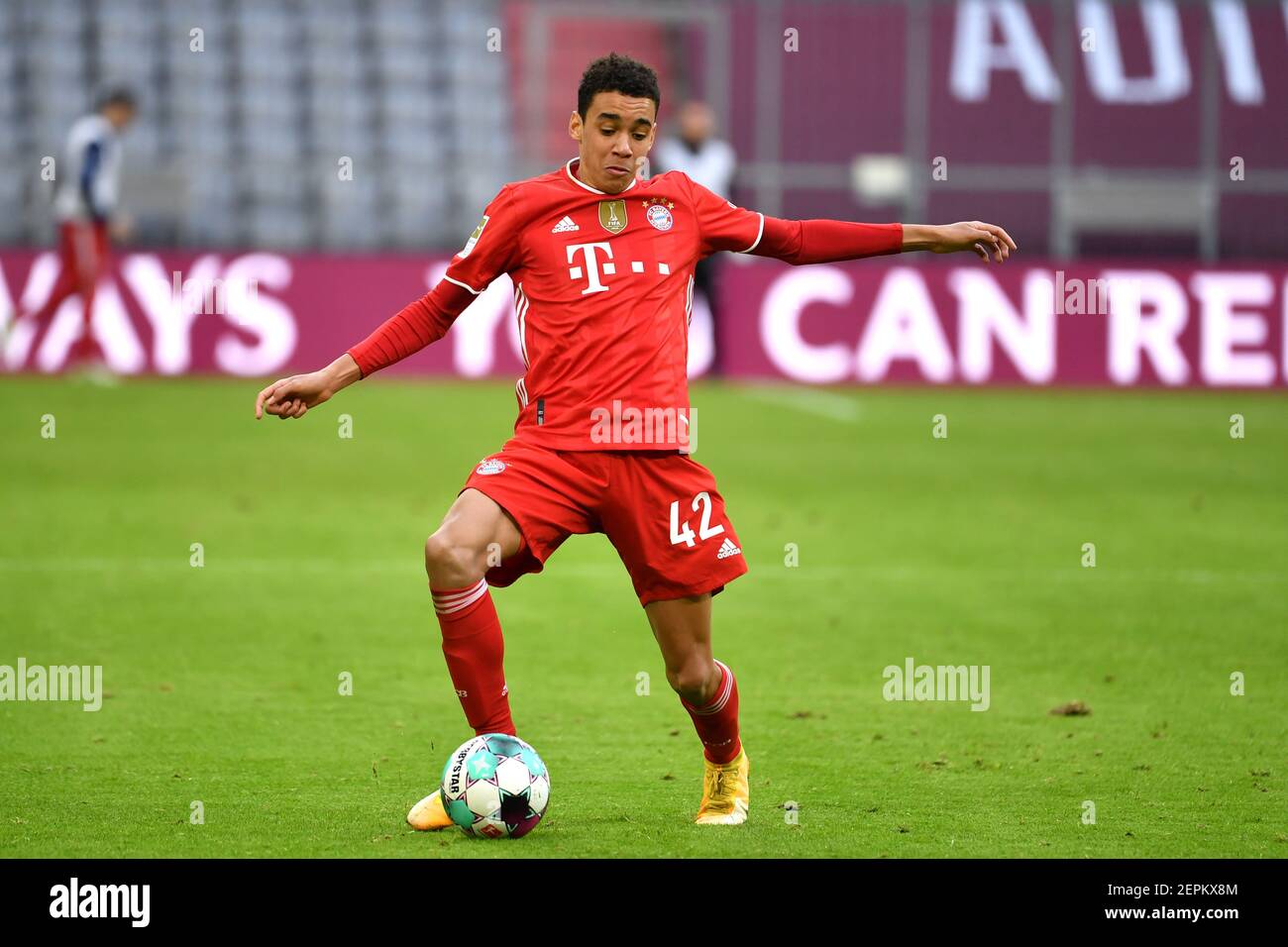 Jamal musiala body -Fotos und -Bildmaterial in hoher Auflösung – Alamy