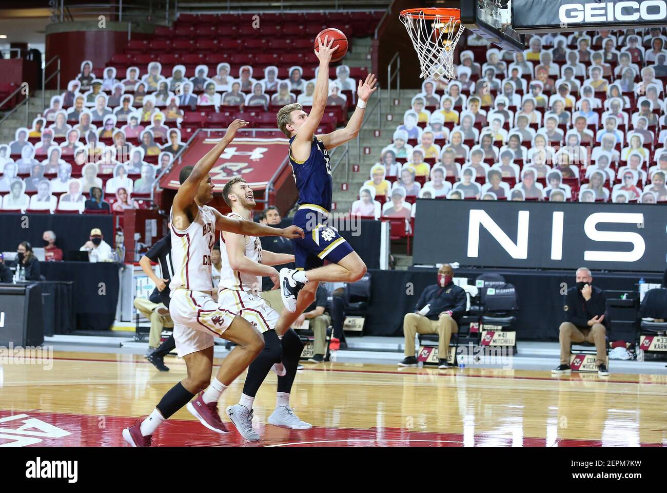 27. Februar 2021; Chestnut Hill, MA, USA; Notre Dame Fighting Irish ...