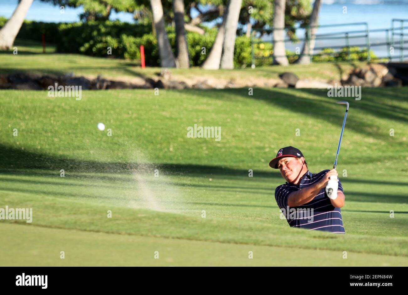 11. Januar 2018 - Jason Dufner schlägt aus dem Bunker auf dem 17th Loch ...