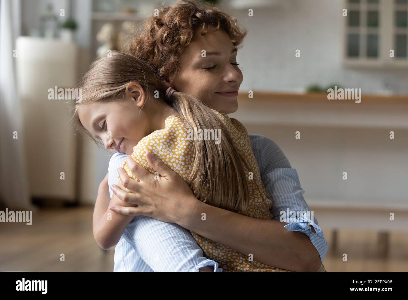 Busen girl -Fotos und -Bildmaterial in hoher Auflösung – Alamy