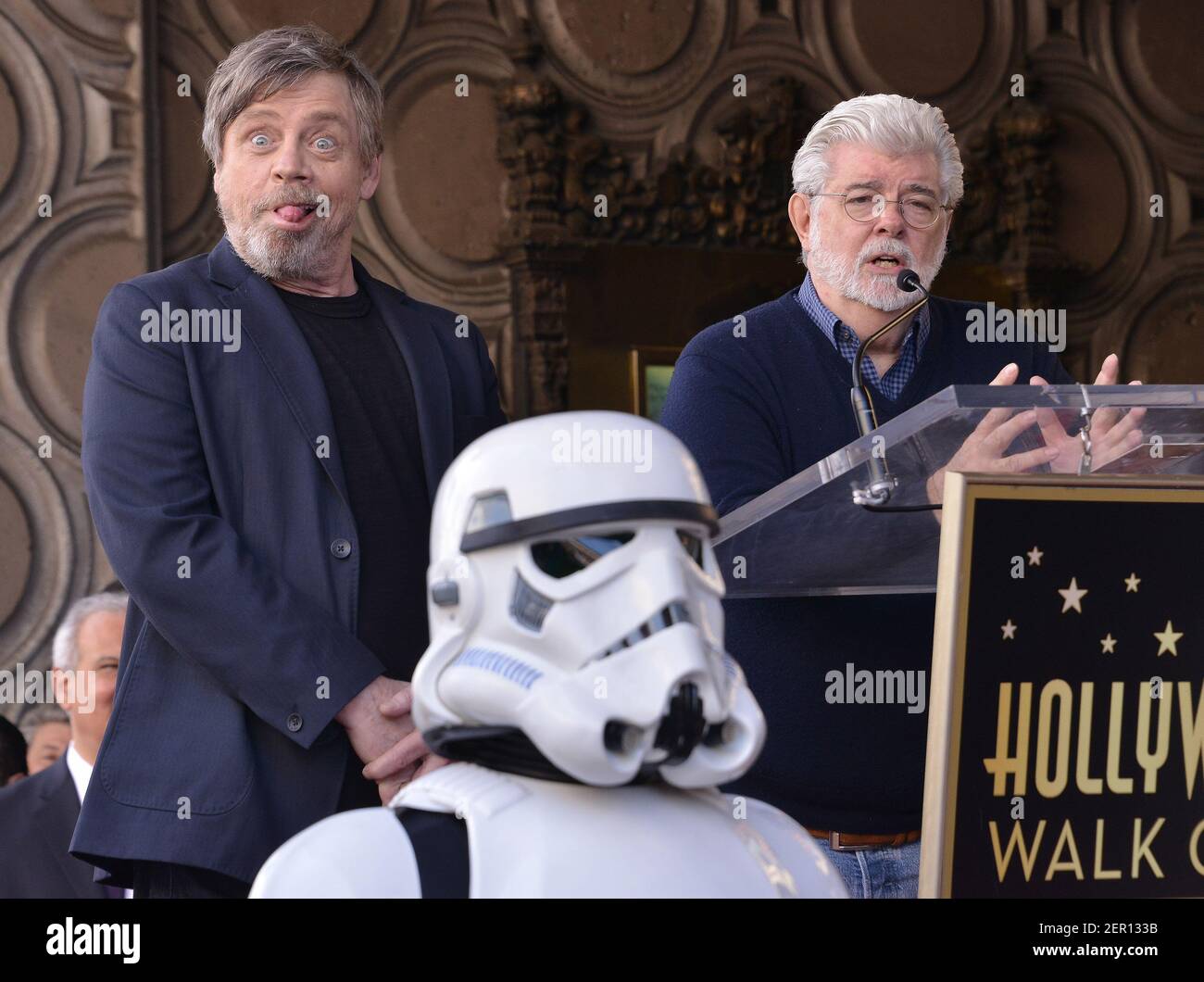 (L-R) Mark Hamill und George Lucas bei Mark Hamill's Star auf der ...