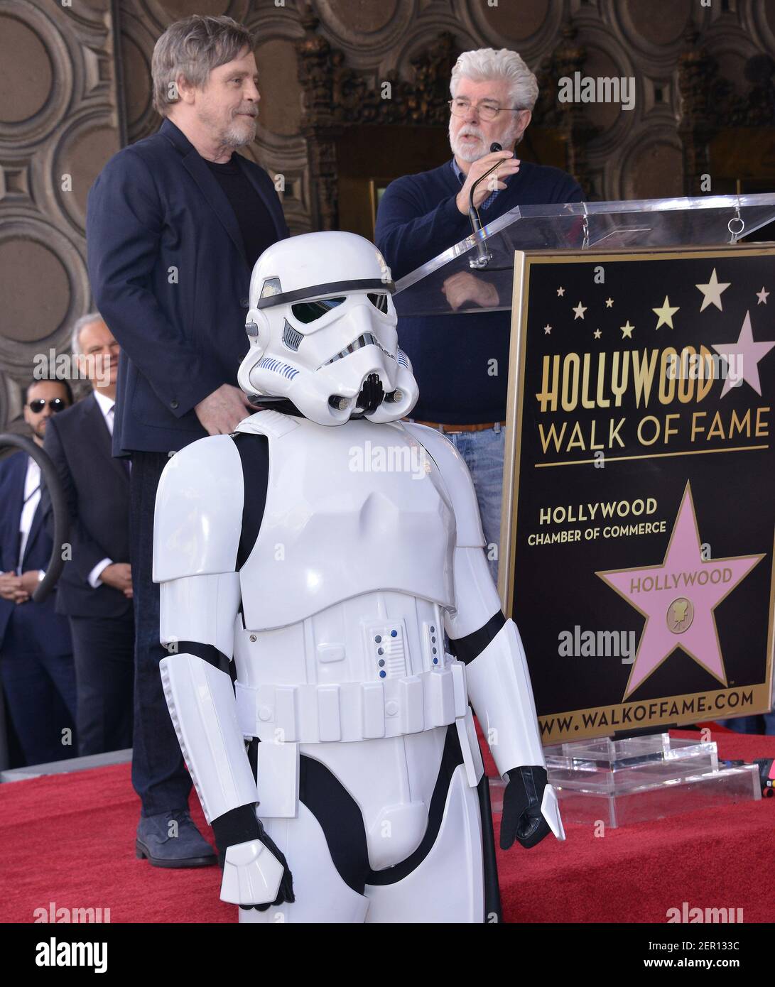 (L-R) Mark Hamill und George Lucas bei Mark Hamill's Star auf der ...
