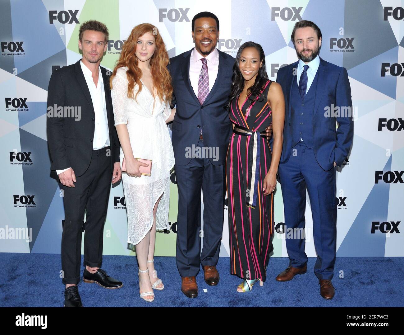 NEW YORK - MAI 14: Die Besetzung von Proven Innocent, L-R: Riley Smith ...