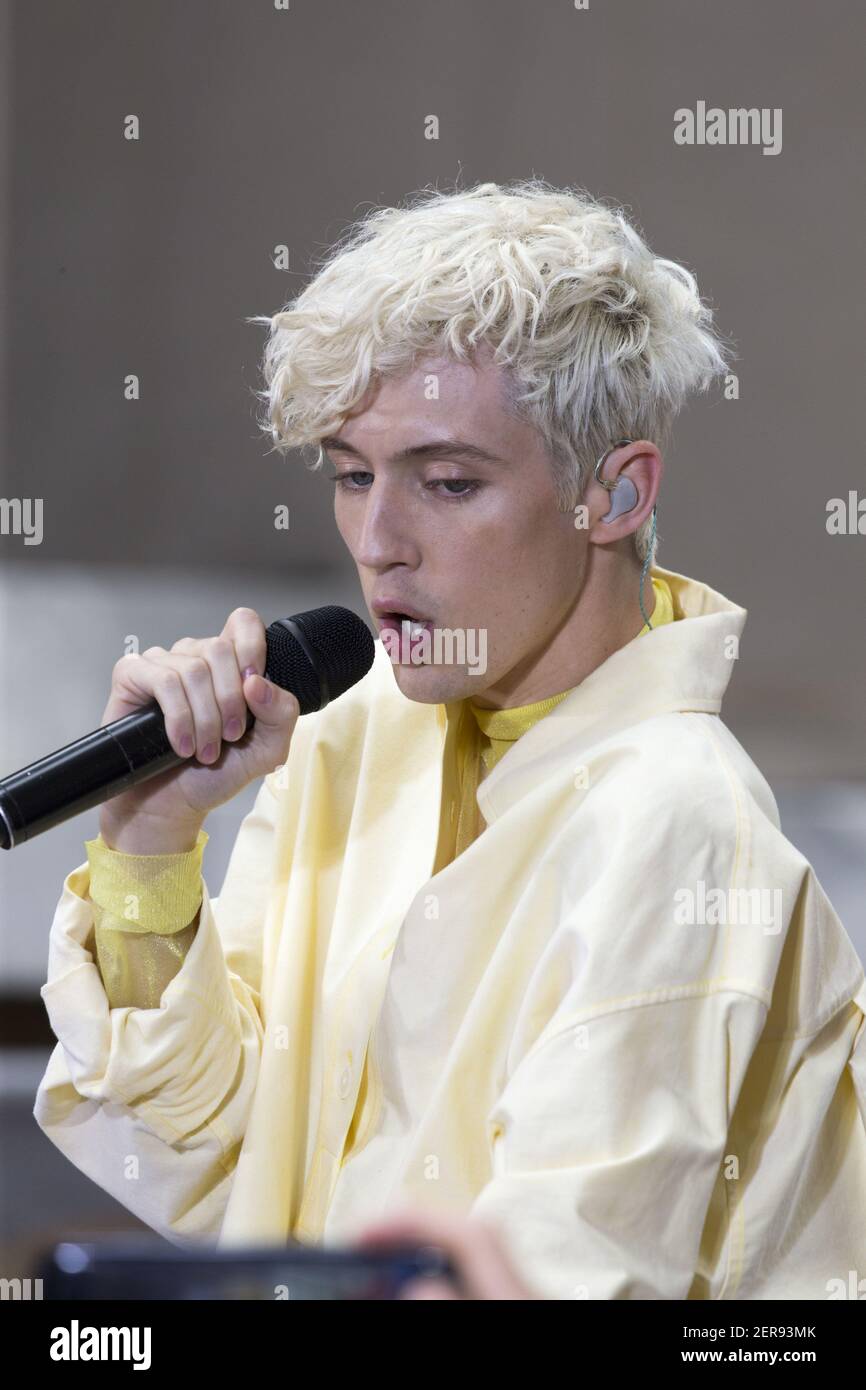 In Südafrika geborene australische Sängerin, Songwriterin ...