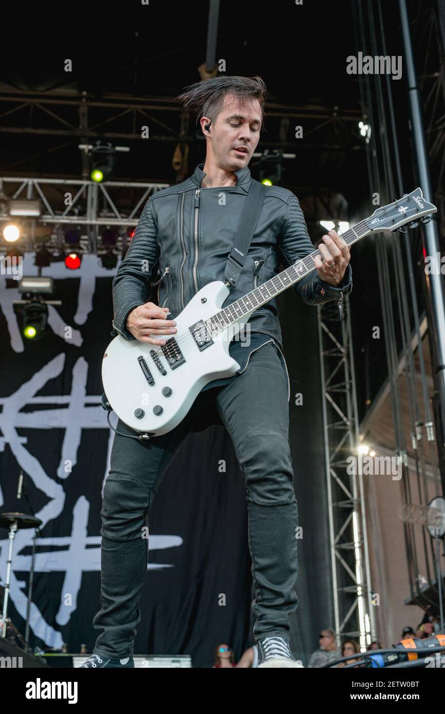 SAN ANTONIO, TX - MAI 27: Der Musiker Tobin Esperance von Papa Roach ...