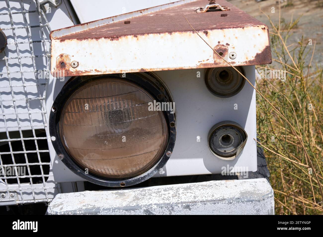 Kaputte autos -Fotos und -Bildmaterial in hoher Auflösung – Alamy