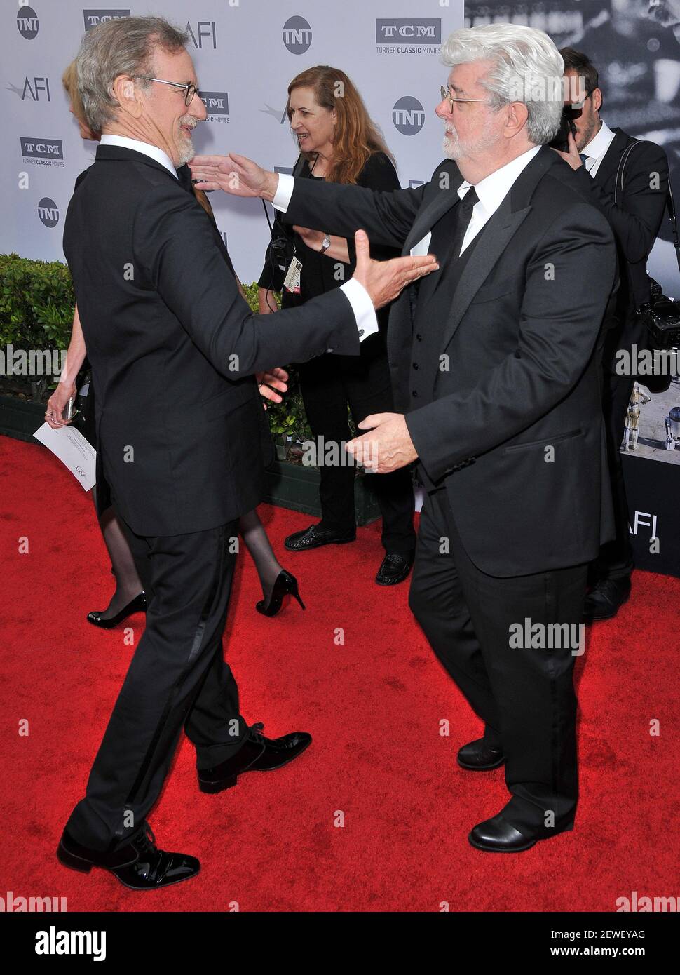 (L-R) Steven Spielberg und George Lucas kommen bei der 44th American ...