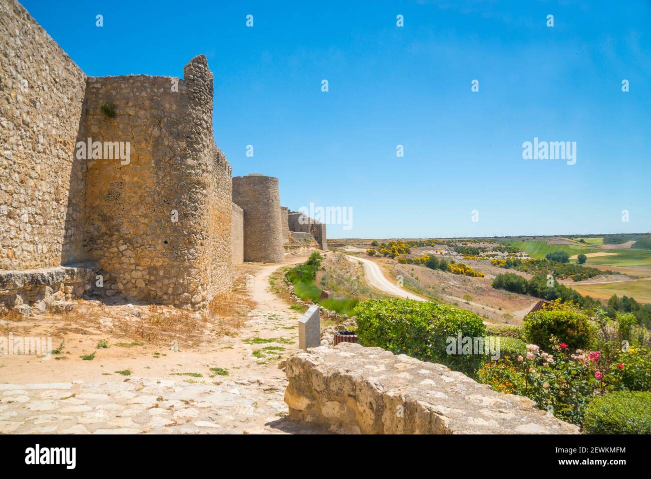 Spanien Stadtmauer Stockfotos und -bilder Kaufen - Alamy