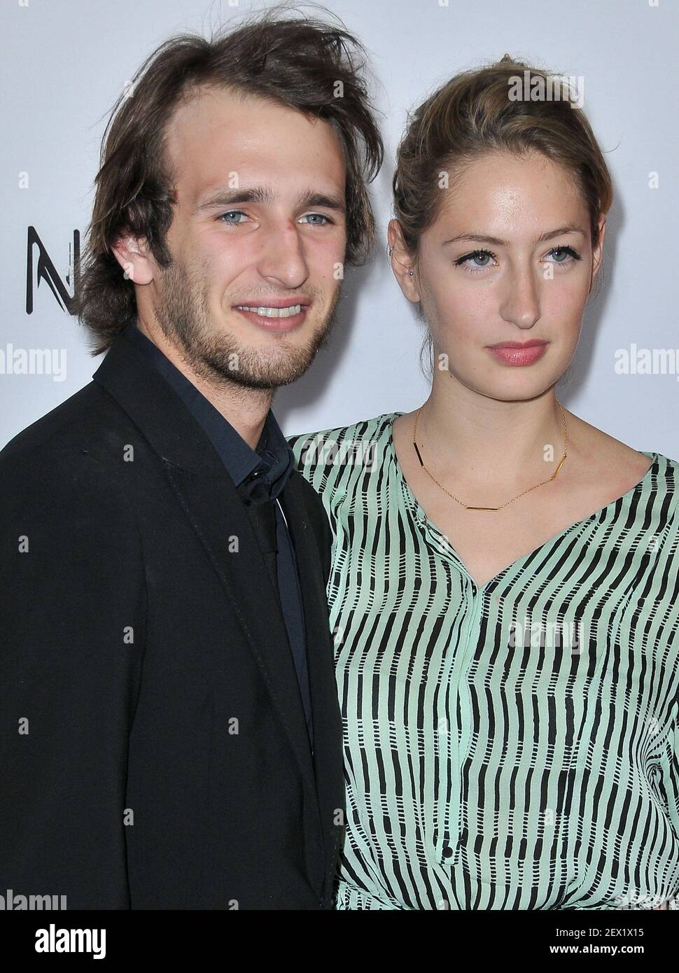 Hopper Penn & Uma von Wittkamp kommt bei der 'The Gunman' Los Angeles ...