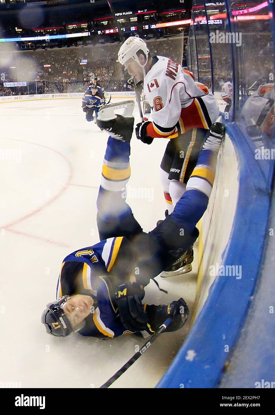 Die St. Louis Blues' Jaden Schwartz ist nach Zusammenstoß mit der ...