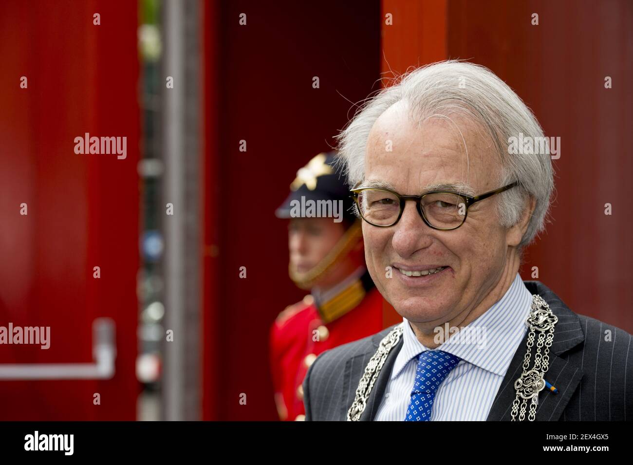 8-5-2015 - DEN HAAG - Bürgermeister van Aartsen Prinzessin Irene nimmt ...