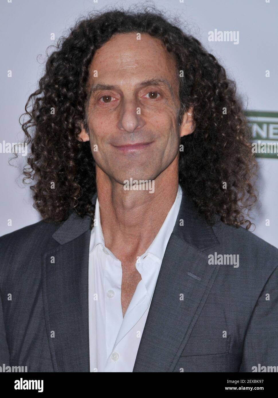 Kenny G kommt bei der 2015 LAâ €™s Promise Gala in den Universal ...