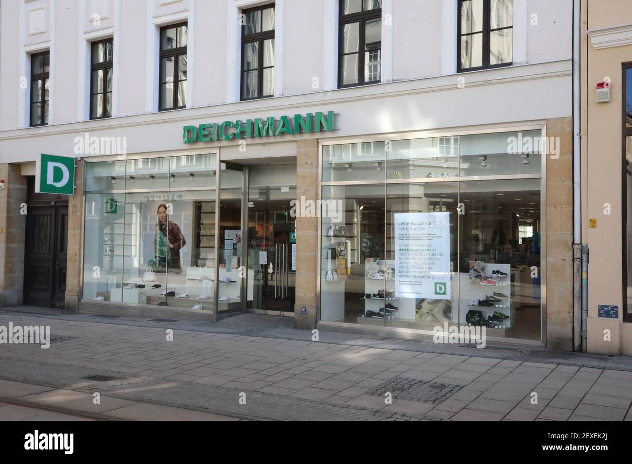 Deichmann zeichen -Fotos und -Bildmaterial in hoher Auflösung – Alamy