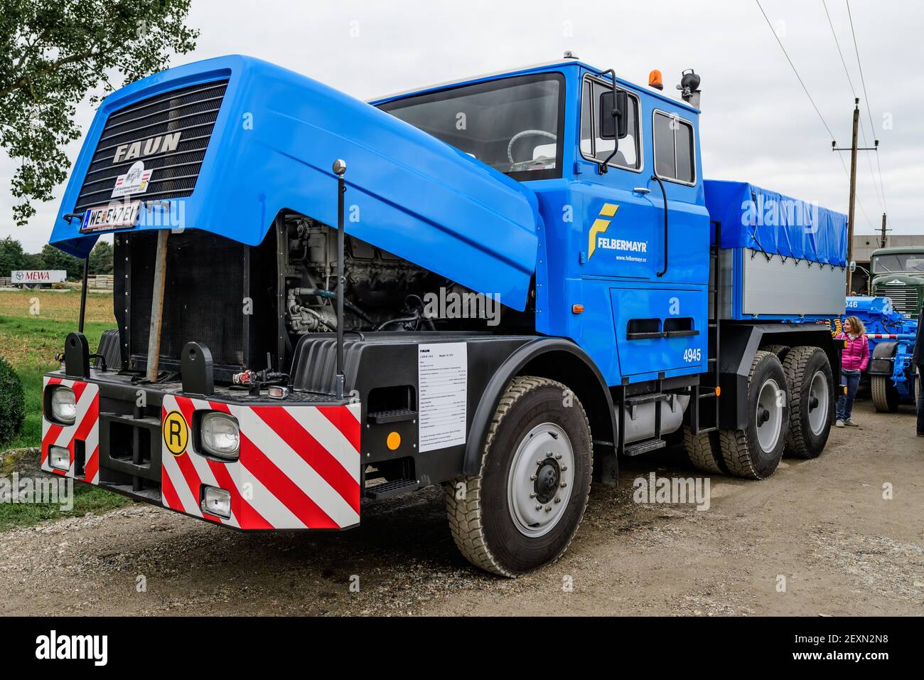st.valentin, österreich, 01 sep 2017, Oldtimer Faun Schwerlasttraktor ...