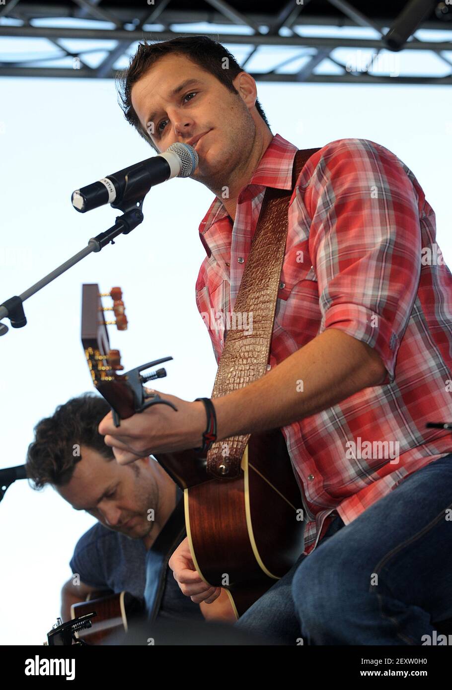 22. Mai 2014 - Pittsburgh, PA - der Country-Musikkünstler EASTON CORBIN ...