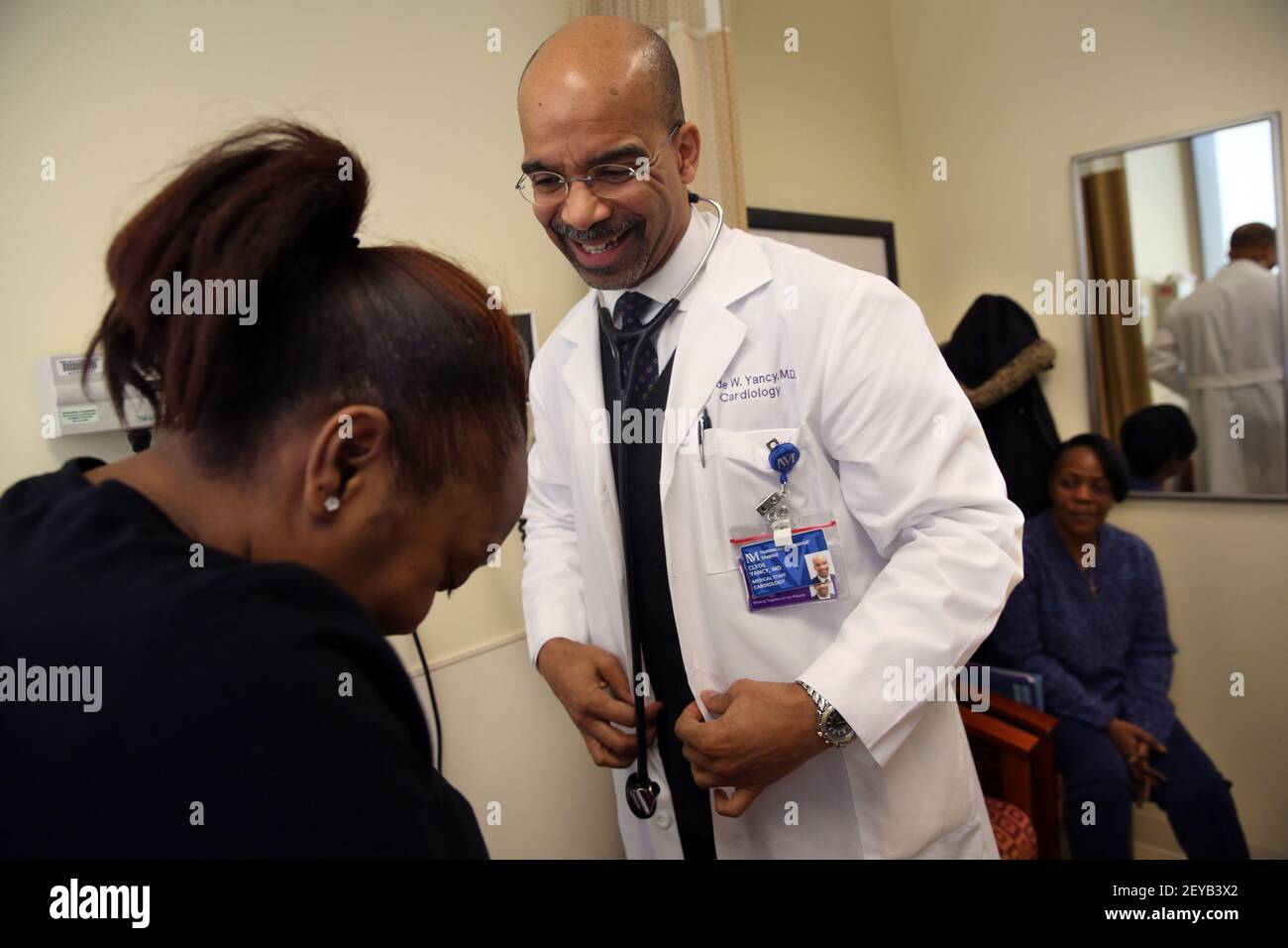 Dr. Clyde Yancy, Leiterin der Kardiologie an der Feinberg School of ...