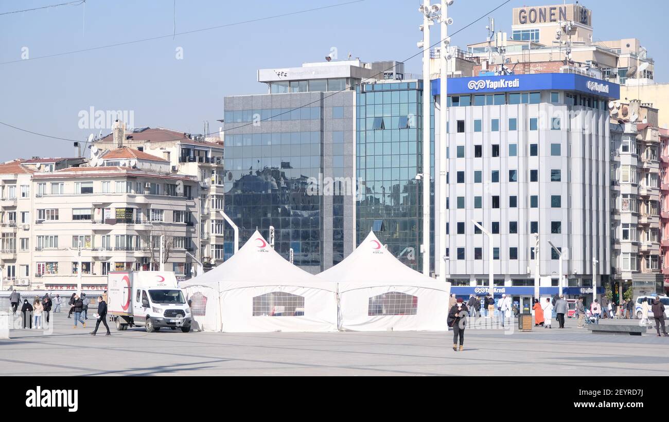 Taksim u bahn zeichen -Fotos und -Bildmaterial in hoher Auflösung – Alamy