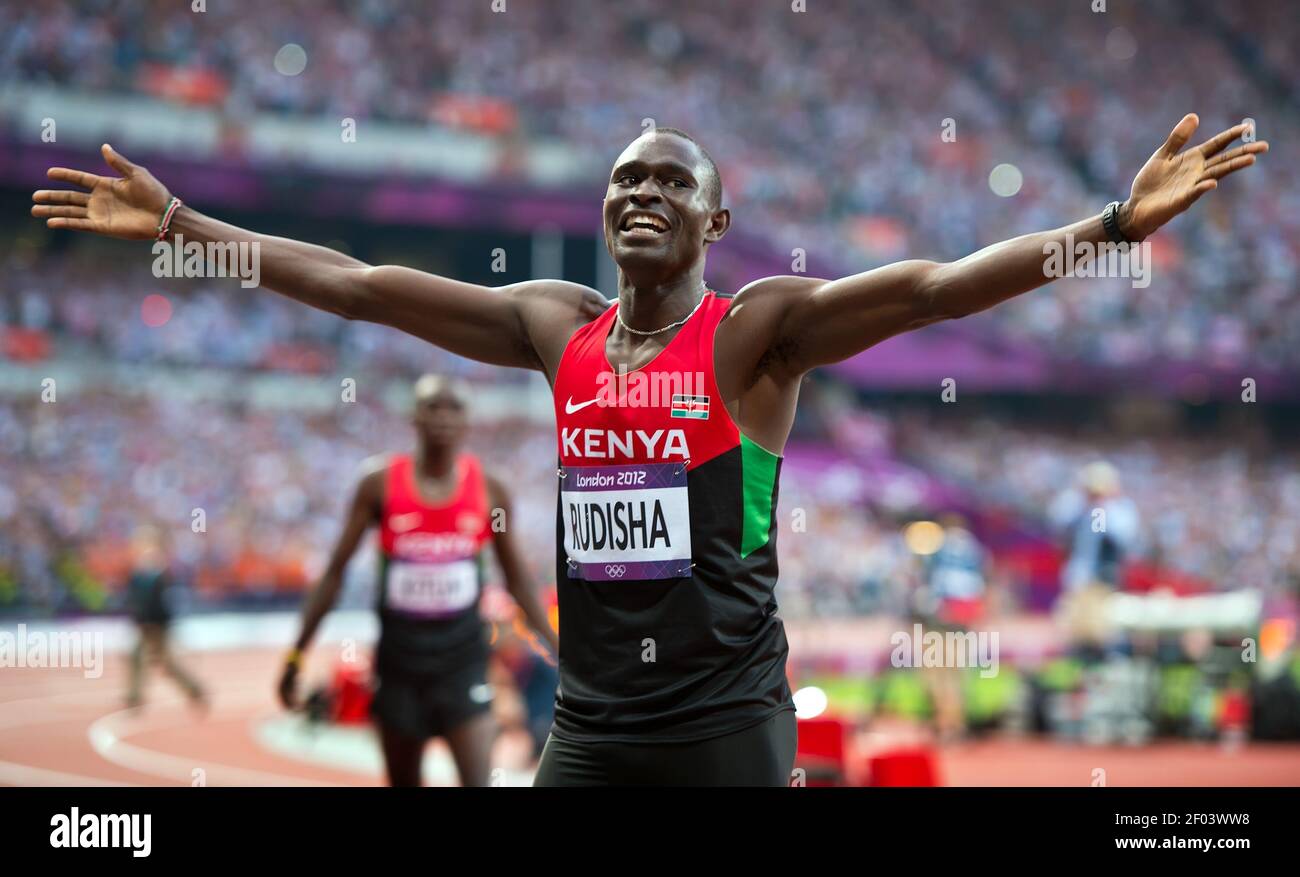 Goldmedaillengewinner David Lekuta Rudisha aus Kenia reagierte, nachdem ...