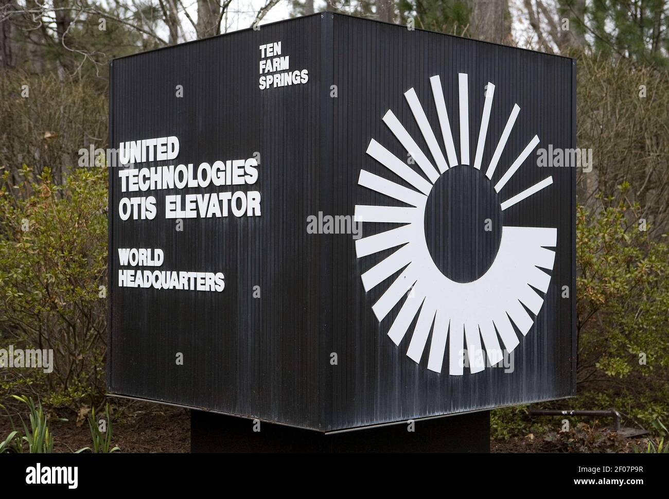 Otis elevator -Fotos und -Bildmaterial in hoher Auflösung – Alamy