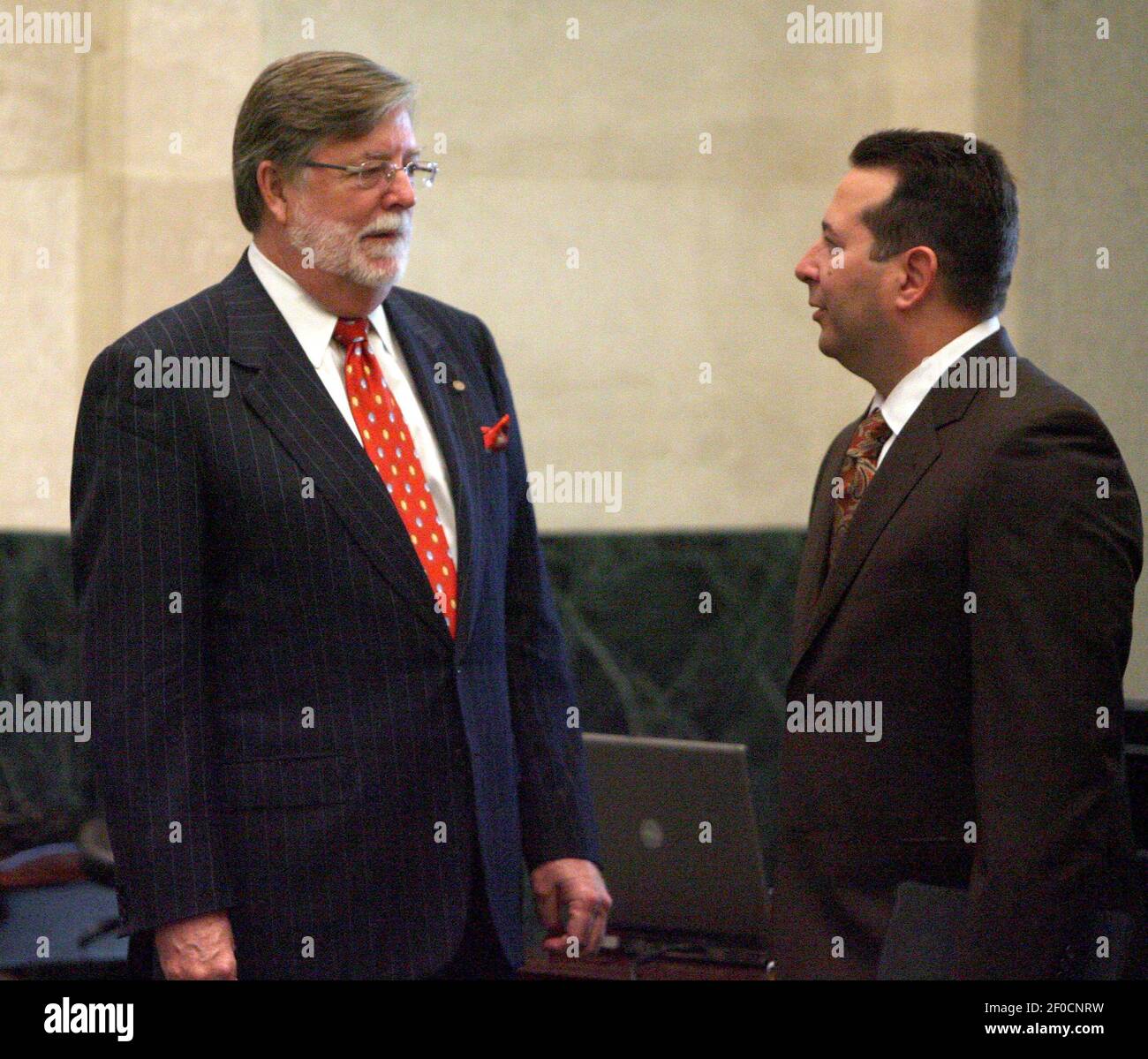 Cheney Mason, links, und Jose Baez, Verteidiger für Casey Anthony ...