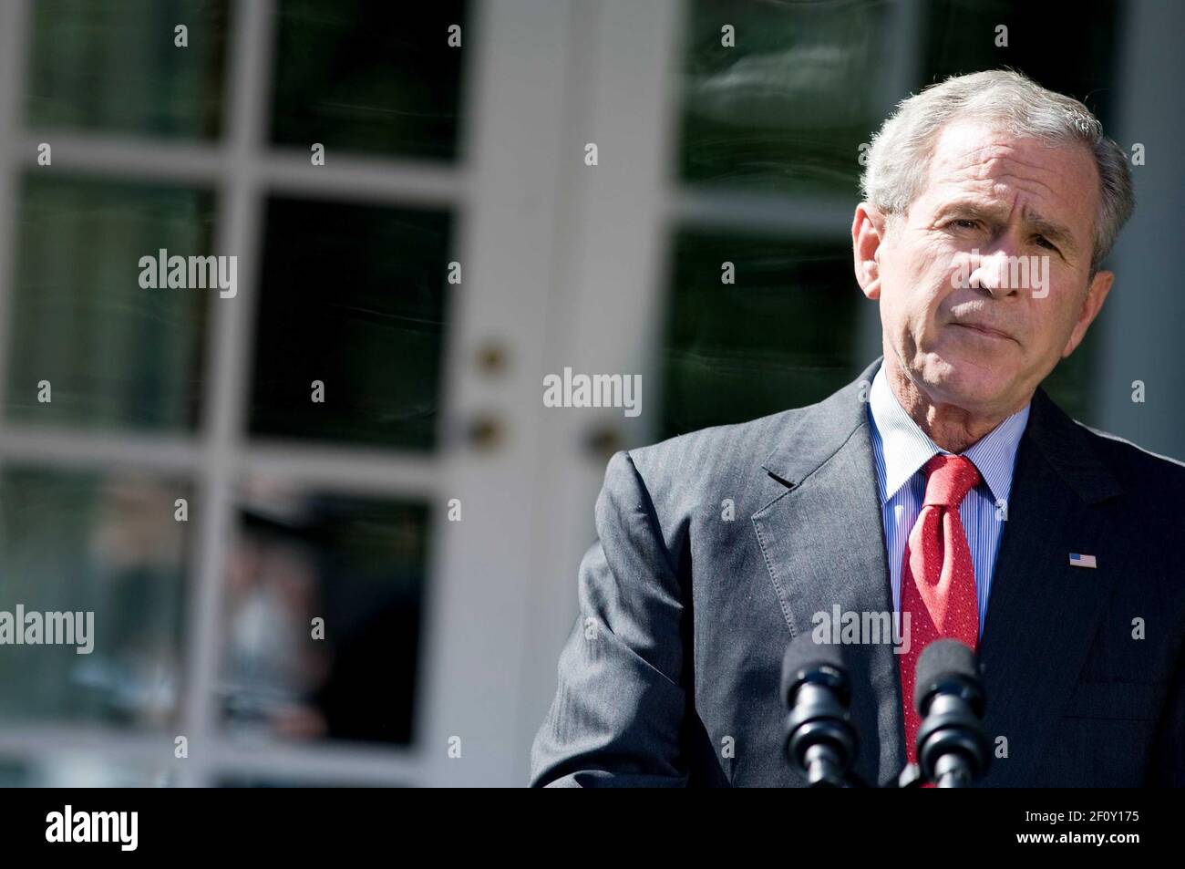 3. Oktober 2008 - Washington, DC - US-Präsident George W. Bush hält an ...