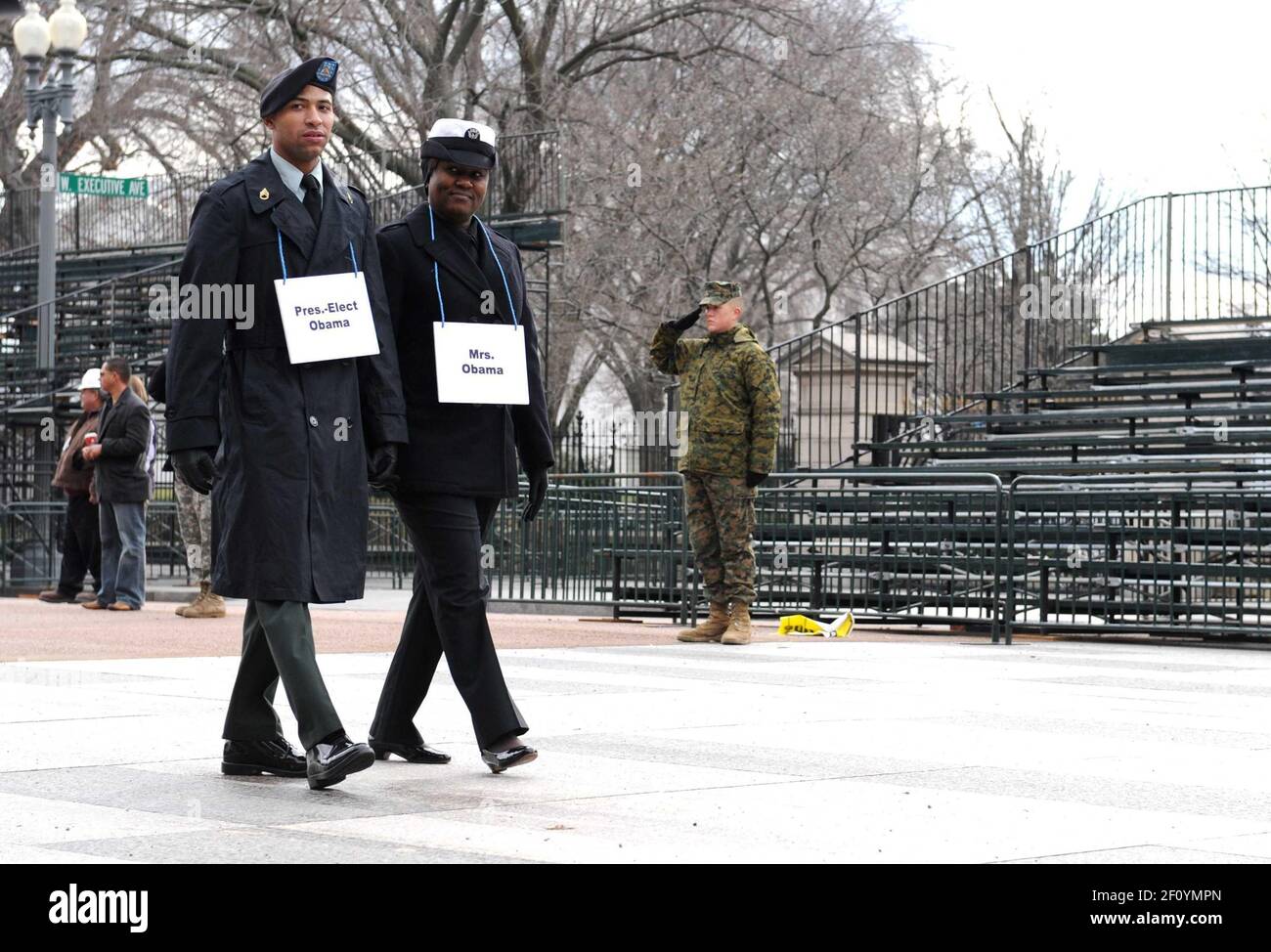 11. Januar 2009 - Washington, DC-U.S. Army Staff Sgt. Derrick Brooks (L ...