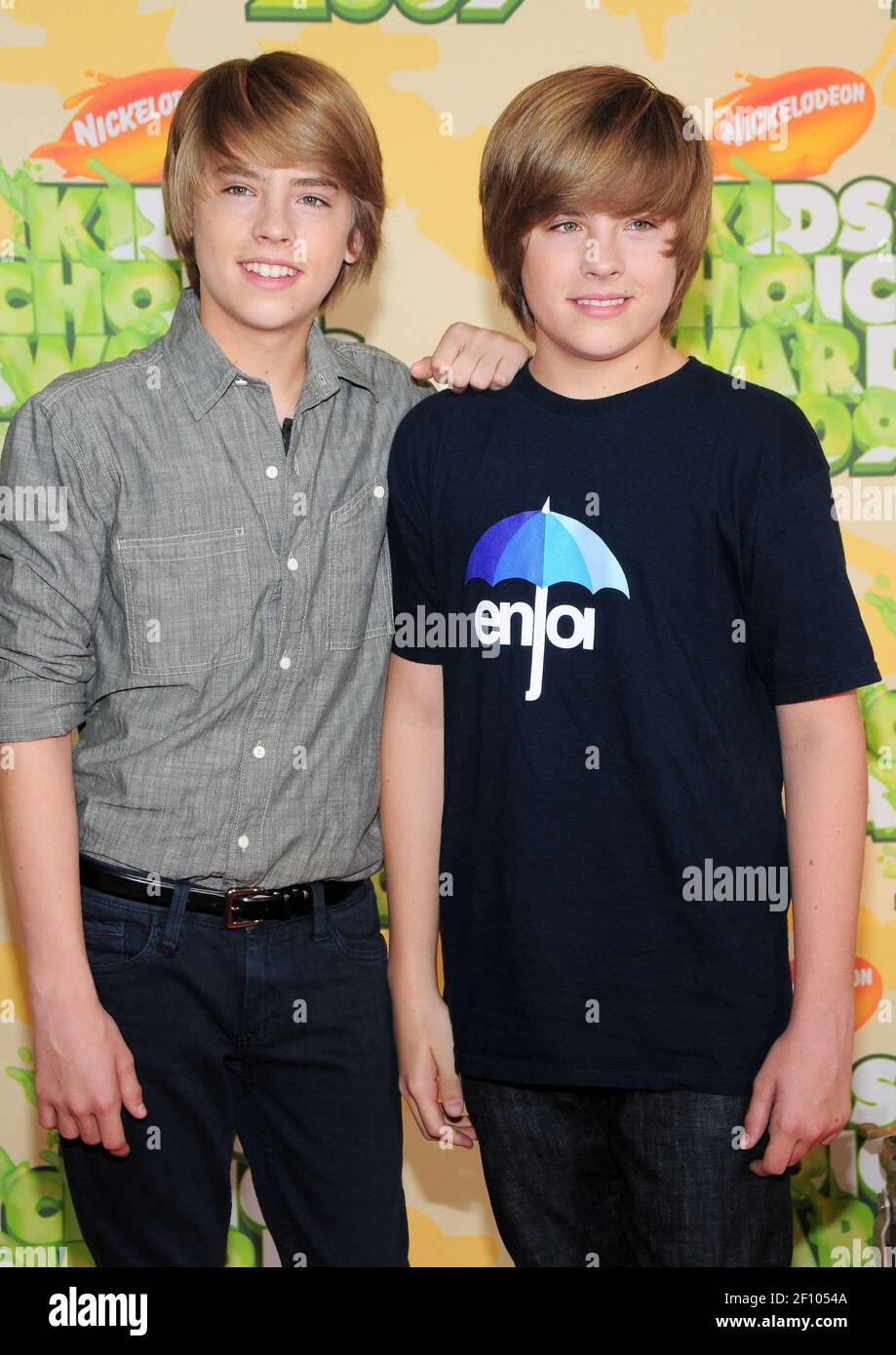 Dylan sprouse cole sprouse nickelodeons -Fotos und -Bildmaterial in hoher Auflösung – Alamy