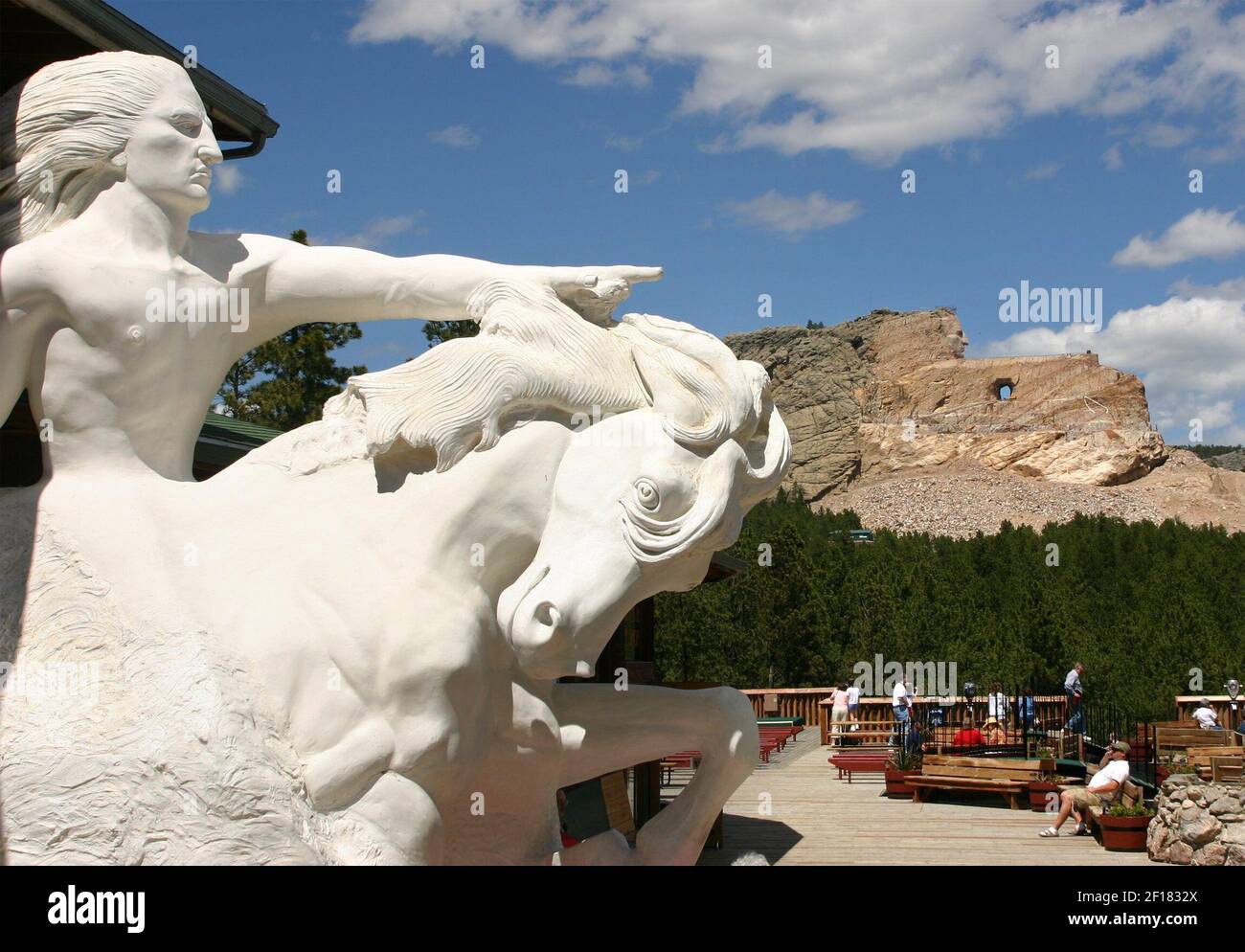 Crazy horse memorial south dakota -Fotos und -Bildmaterial in hoher ...