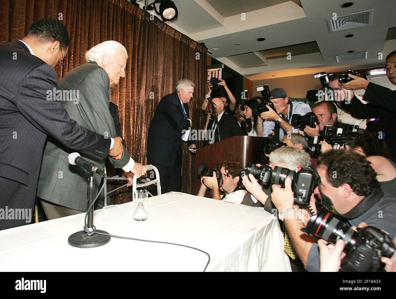 ZUR VERWENDUNG MIT US-NACHRICHTEN ZU FOLGENDEN THEMEN: GRAHAM KRT FOTO ...