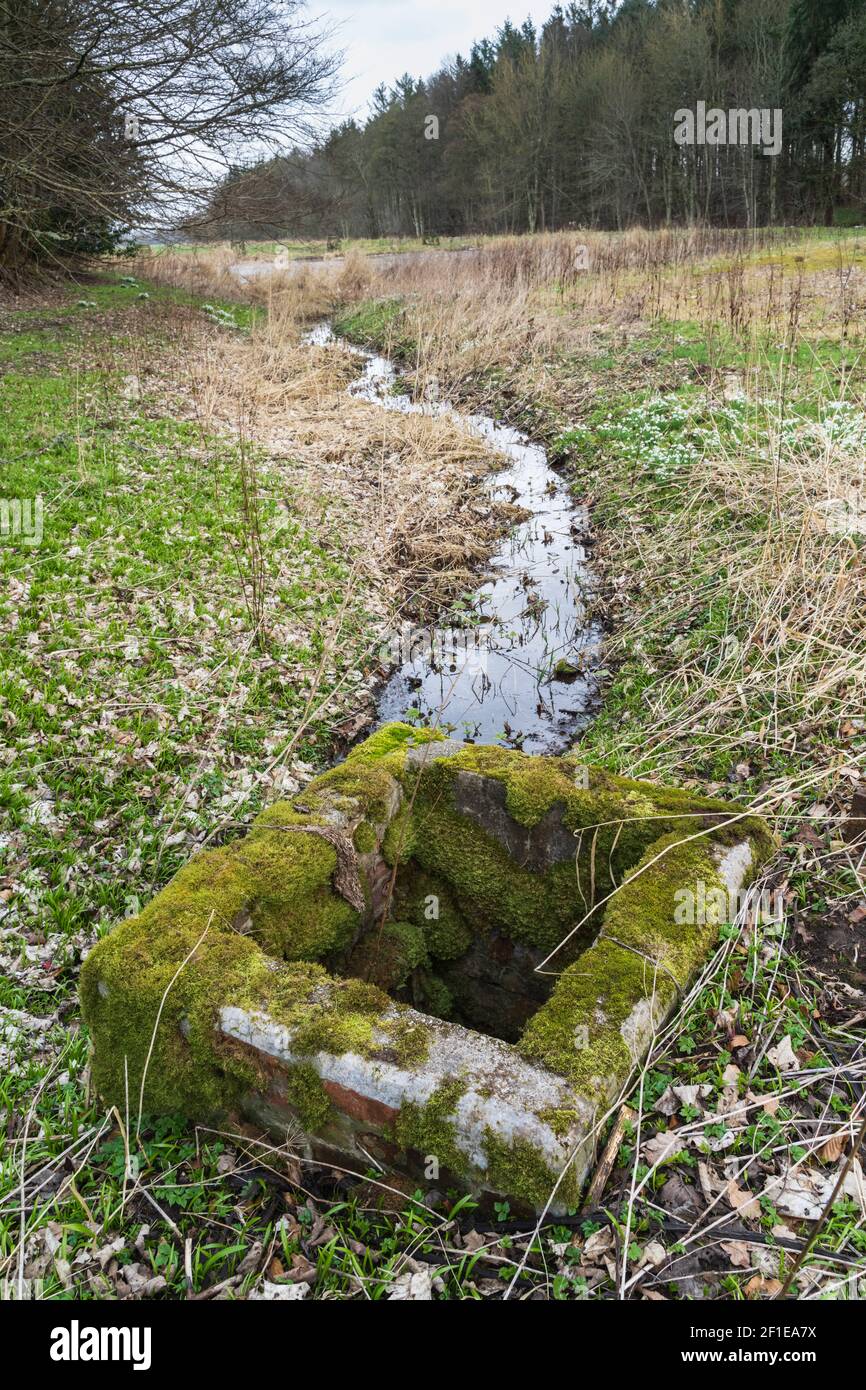 Alte Wassertechnik, um das Hochwasser-Management auf dem zu behandeln ...