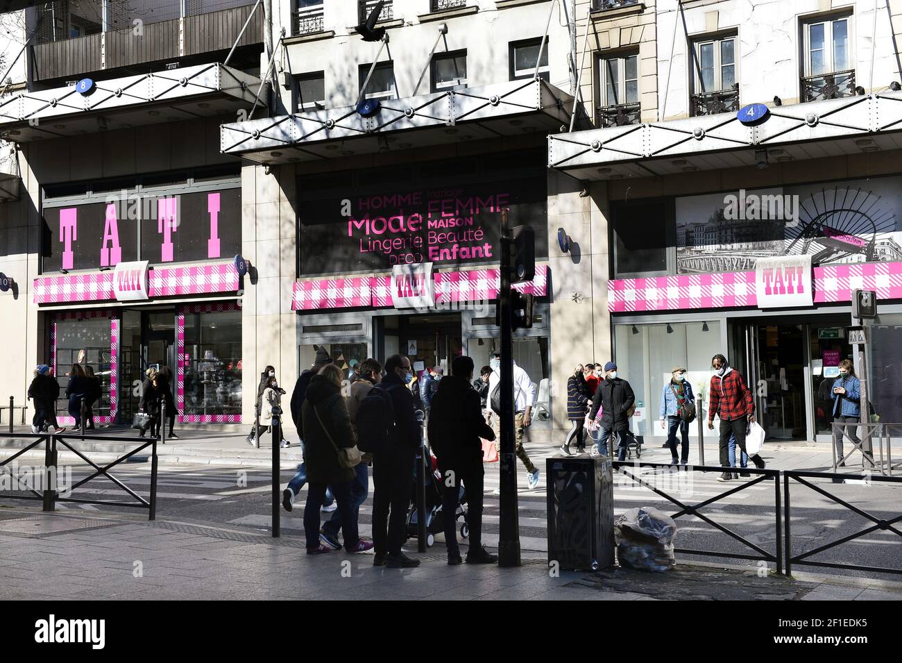 Tati paris -Fotos und -Bildmaterial in hoher Auflösung – Alamy