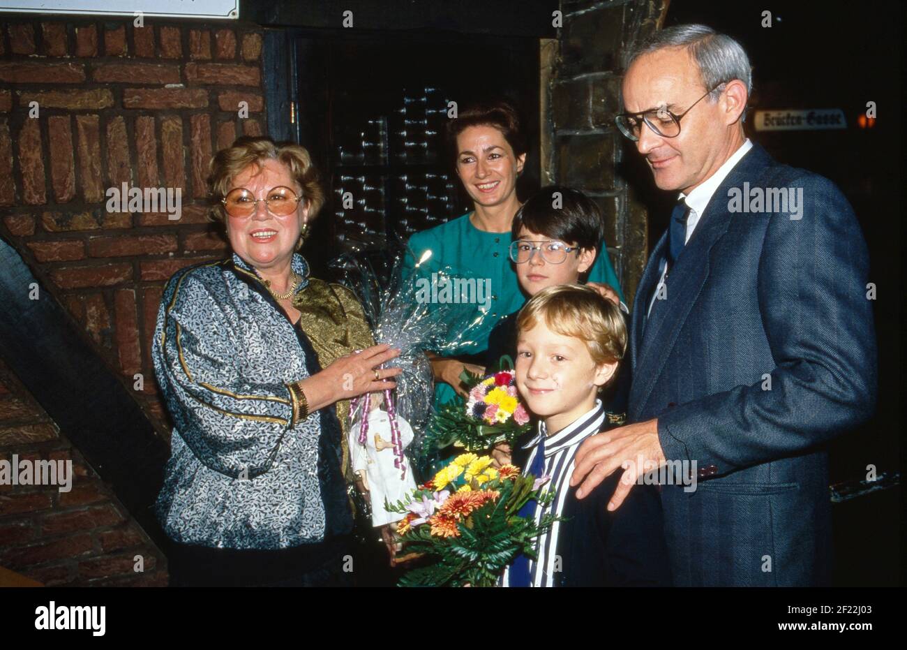 Eva maria bauer -Fotos und -Bildmaterial in hoher Auflösung – Alamy