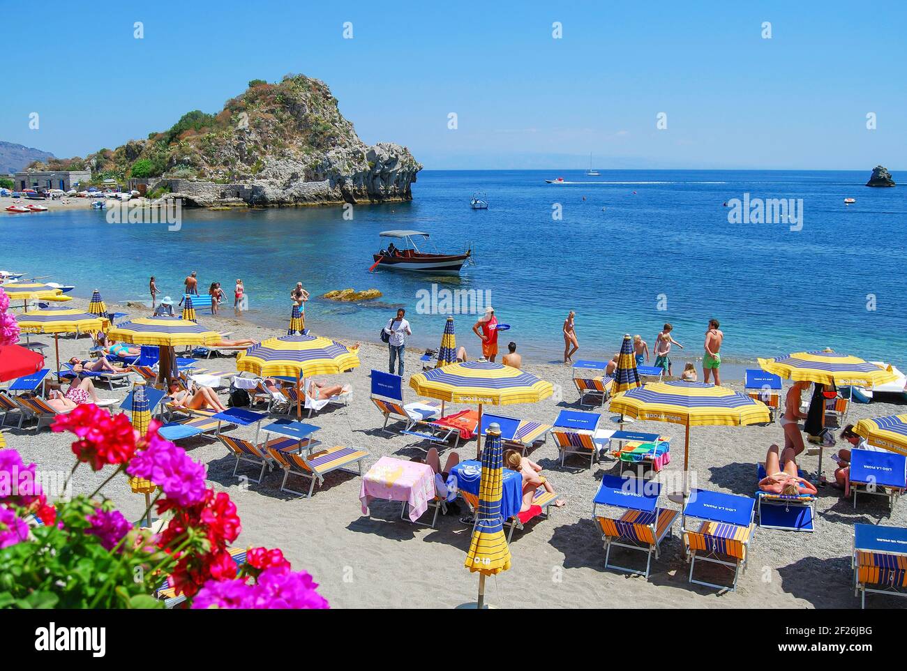 Sizilianischer strand italien -Fotos und -Bildmaterial in hoher ...