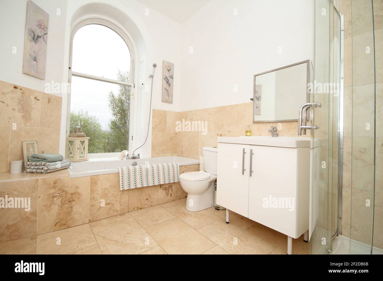 Marmor Gefliest Stockfotos und -bilder Kaufen - Alamy