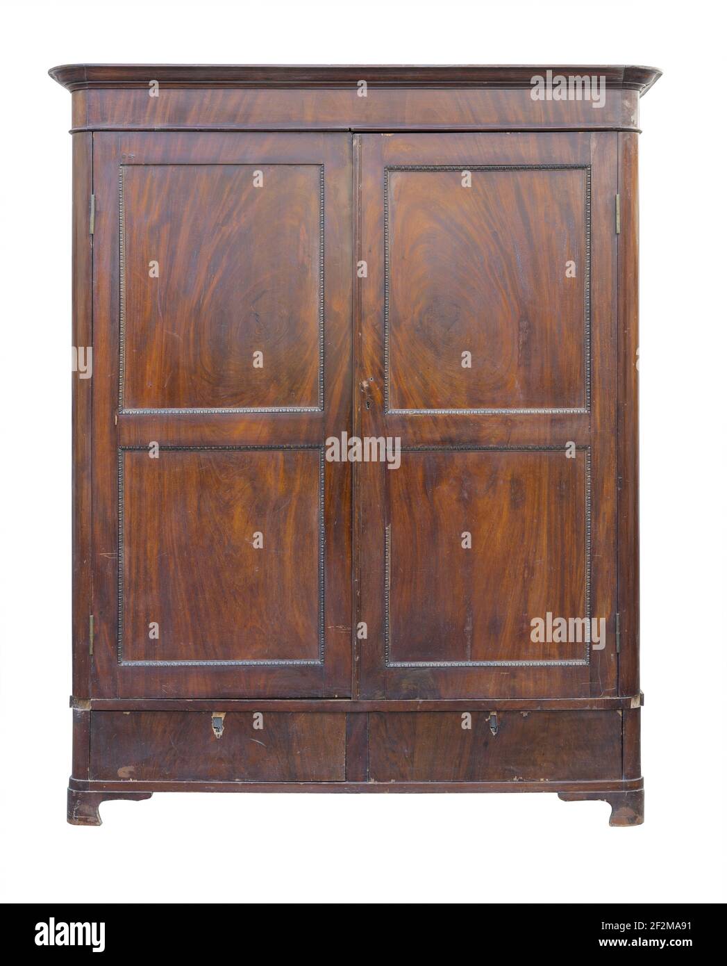 Antike Vintage Biedermeier Stil Mahagoni Kleiderschrank isoliert auf ...